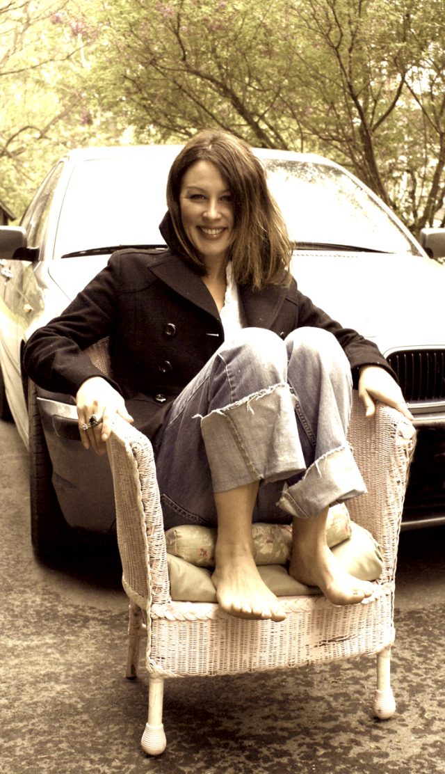 Angelina Wrona - Canada's Pop - Surrealist Superstar - Gonzo Okanagan ...